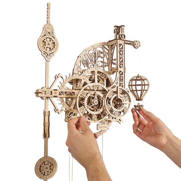 UGears - Aero Clock - Mind Games