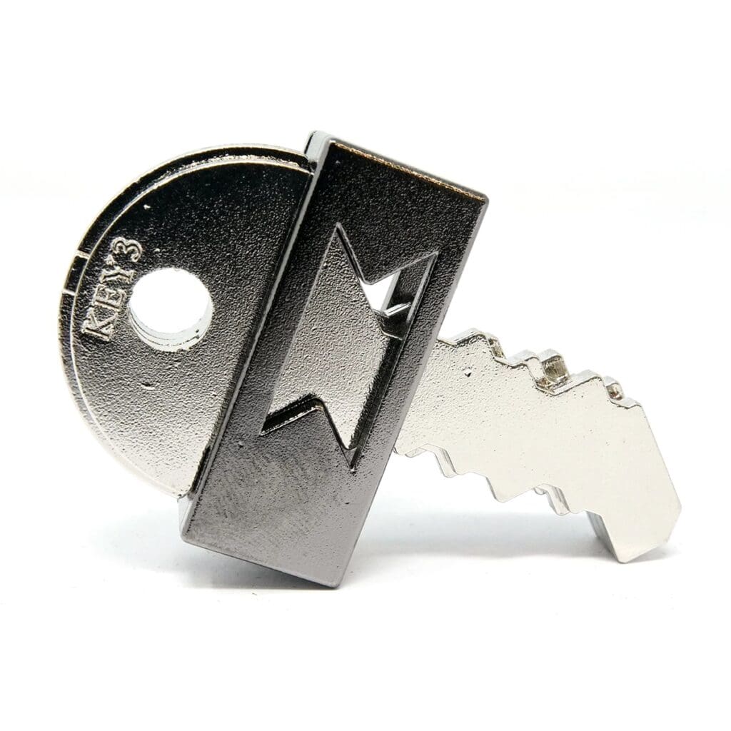 Key III - Level 6 (Hanayama Cast Puzzle) - Mind Games